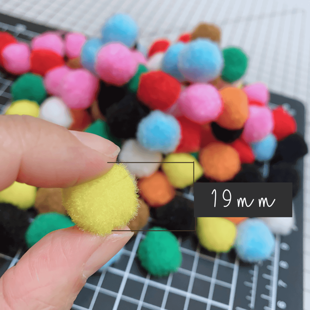 Pompones Colores Surtidos – Creaciones Pascua