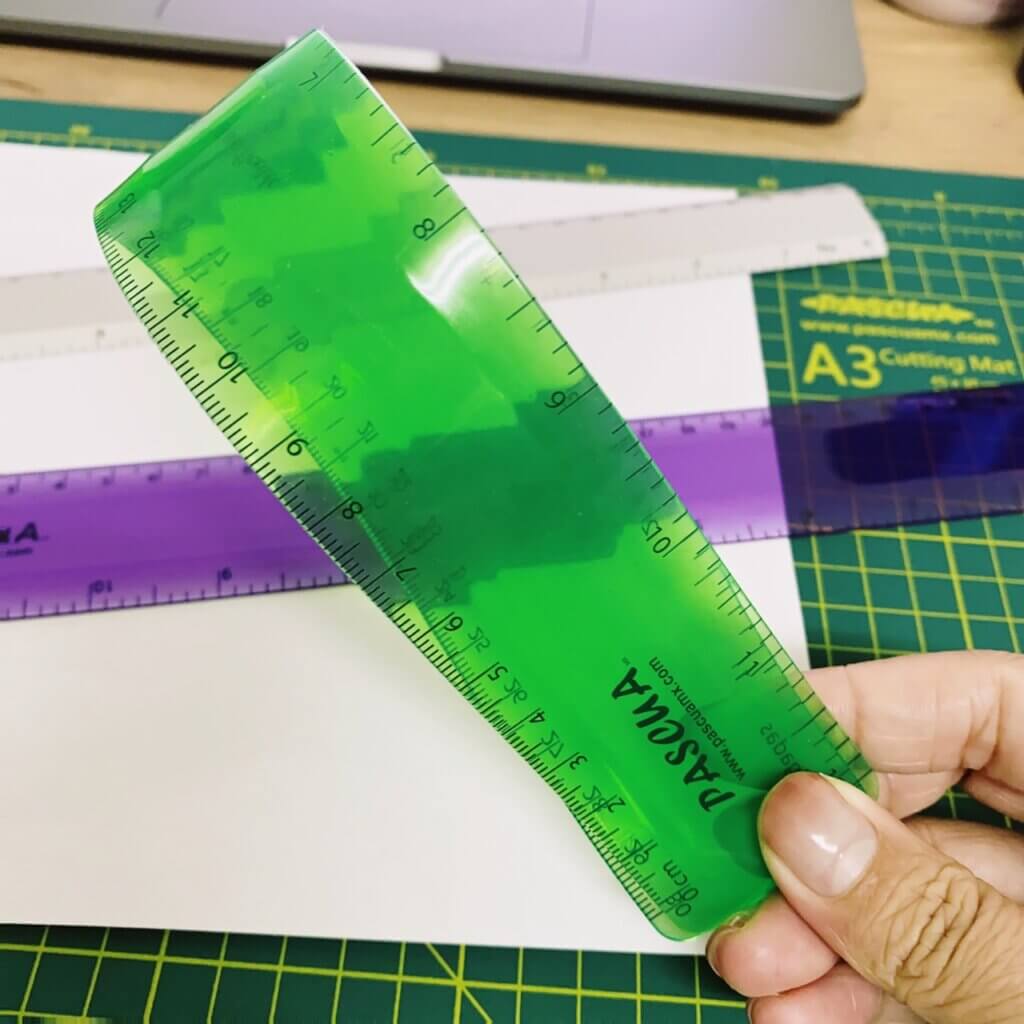 Regla Super Flexible – Creaciones Pascua